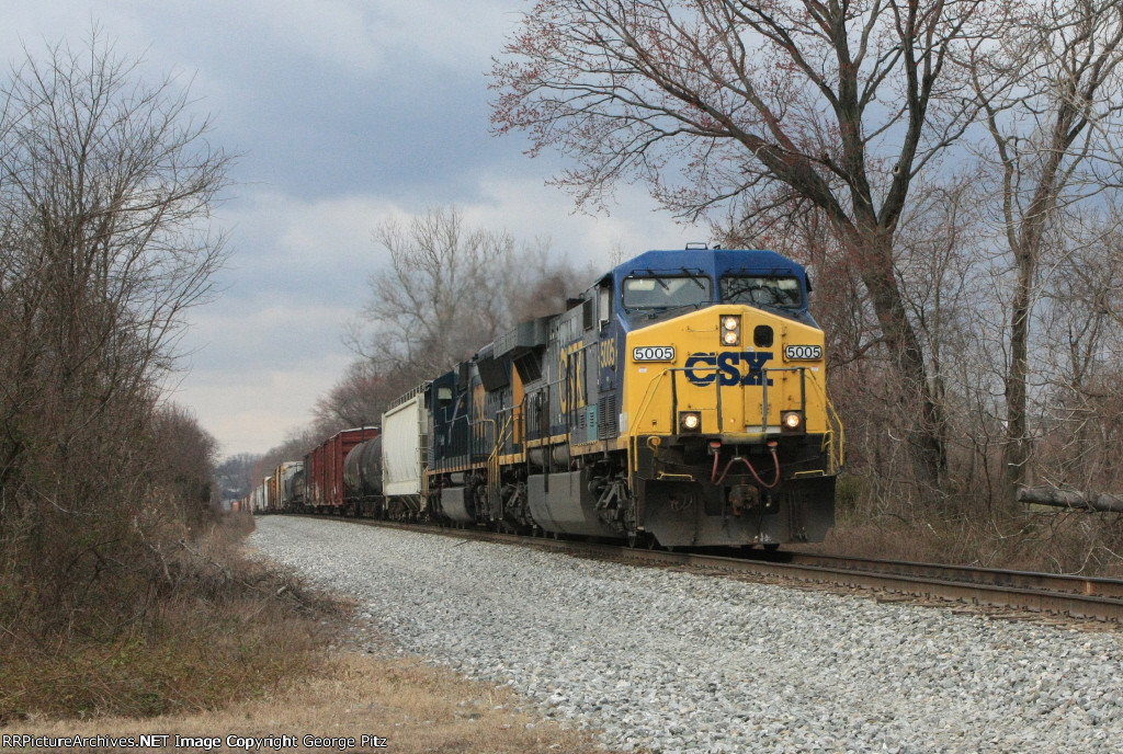 CSX 5005 and train Q406